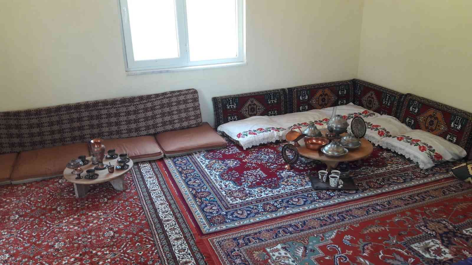 Köyceğiz Zeytinalanı Ortaokulu’nda, Köy Odası geleneği yaşatılıyor ...