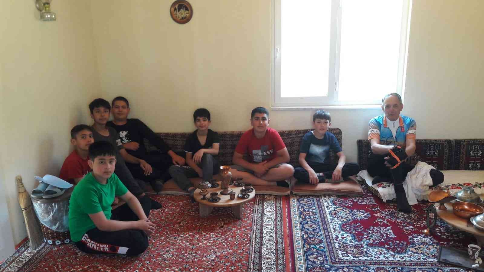 Köyceğiz Zeytinalanı Ortaokulu’nda, Köy Odası geleneği yaşatılıyor ...